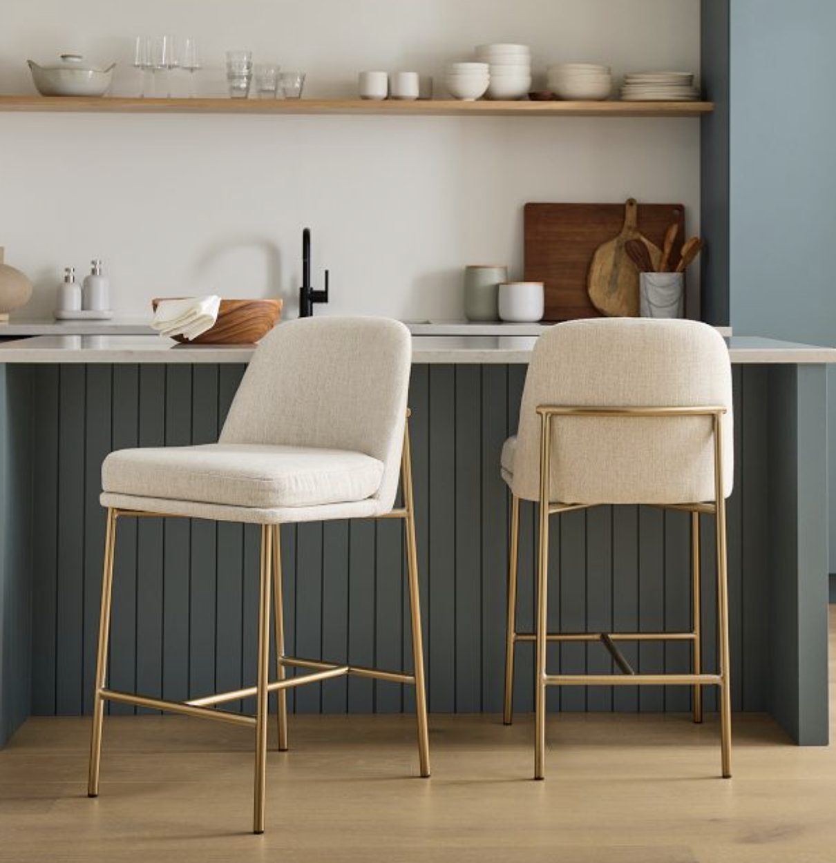 41 Best Bar Stools With Backs That Are Comfortable (2023) - Happily ...