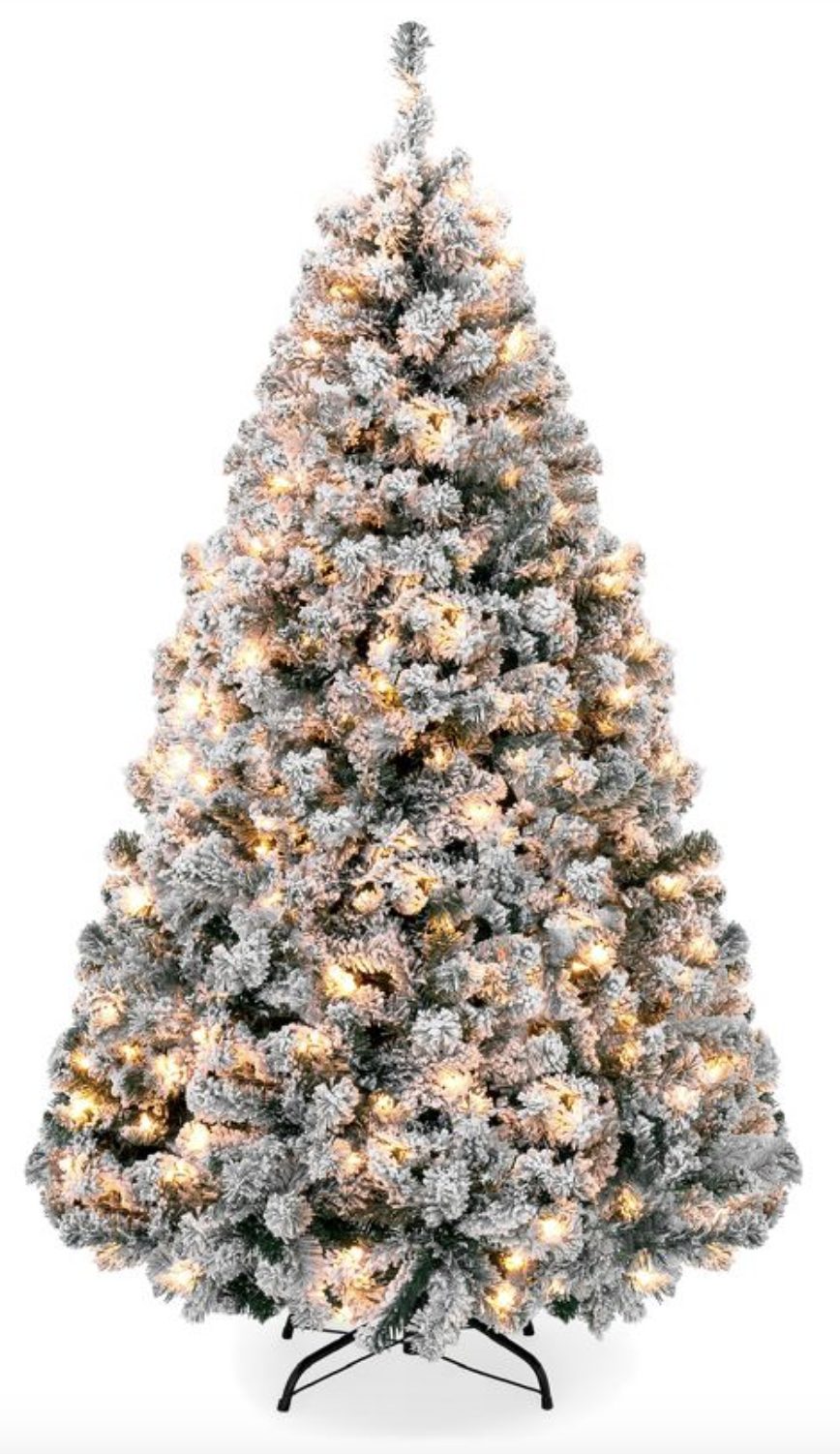 25 Best Flocked Christmas Trees That are Stunning (2023) - Happily Inspired