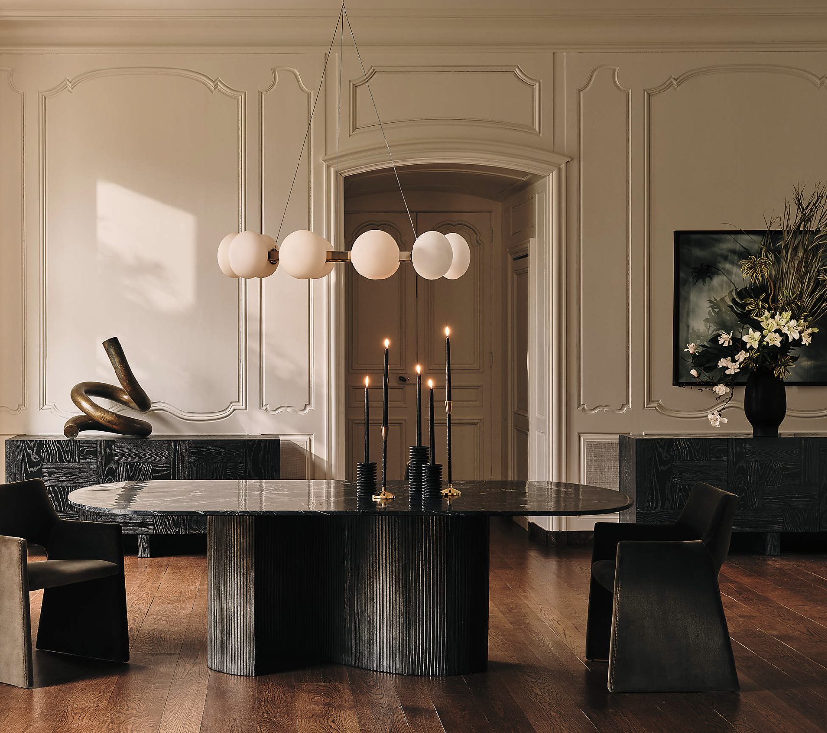 Unique Round Rattan Japanese Style Dining Table